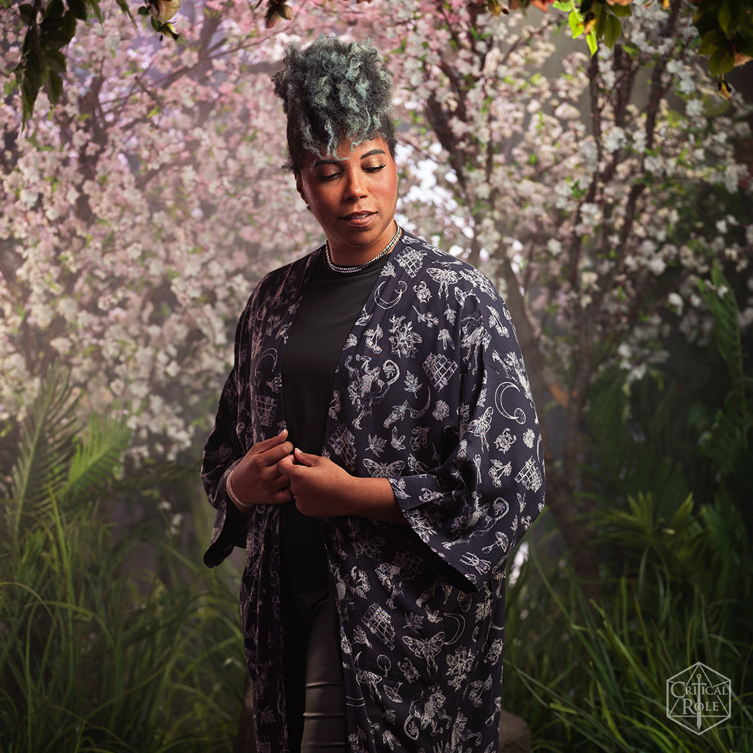 Bells Hells Collection: Fearne Calloway Duster Kimono – Critical Role